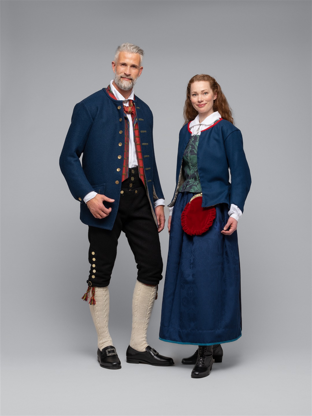 Rekonstruert bunad fra Oppdal 1790 - Norsk Flid nettbutikk og bunader