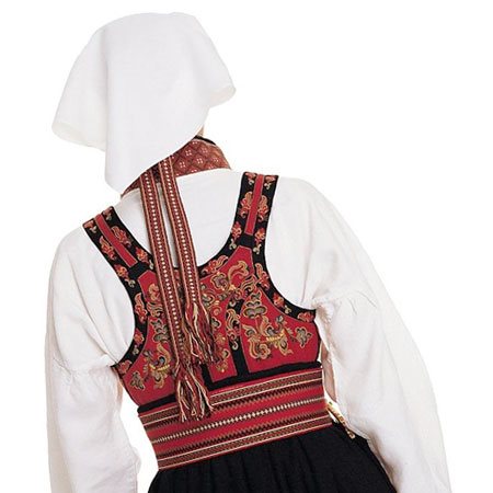 Bunaden - Tips og råd - Bunad - Norsk Flid nettbutikk og bunader