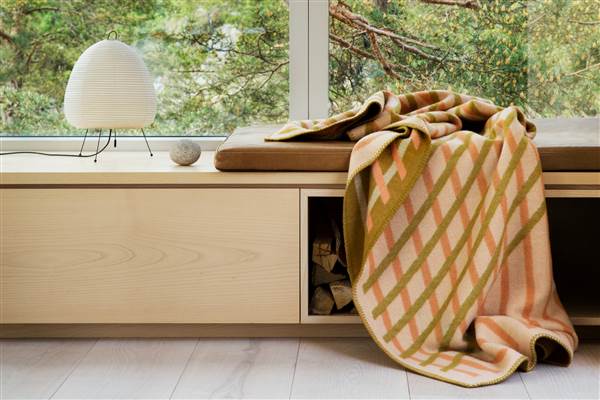 Trondheim - Butikker - Norsk Flid nettbutikk og bunader