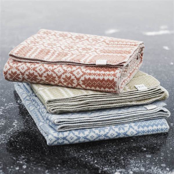 Kristiansund - Butikker - Norsk Flid nettbutikk og bunader