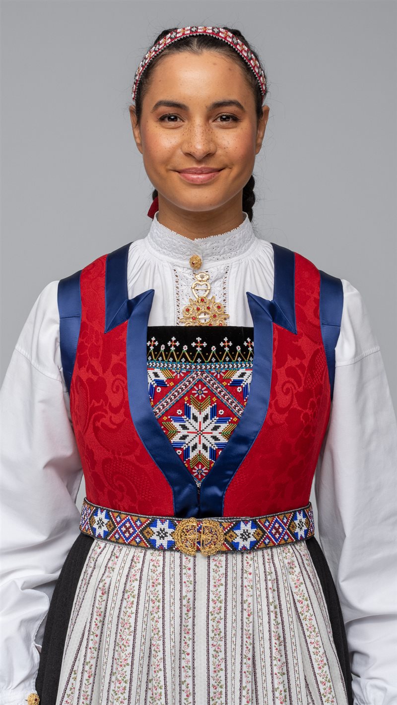 Fanabunad dame blå vest - Norsk Flid nettbutikk og bunader