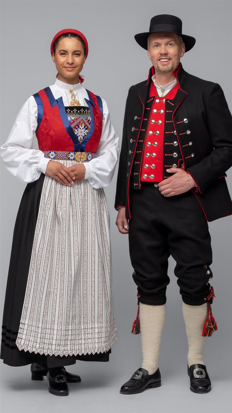 Fana dame og herrebunad - Norsk Flid nettbutikk og bunader
