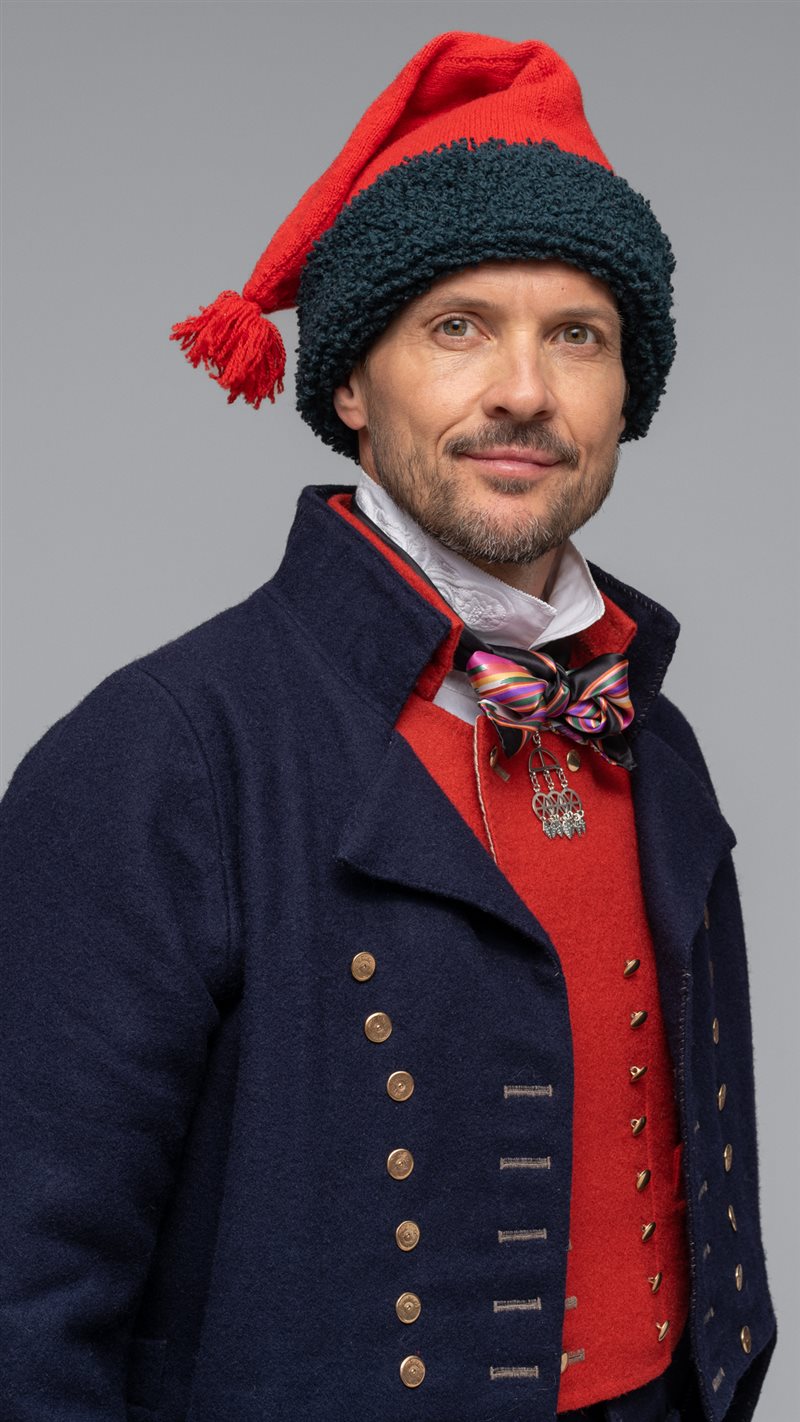 Mannsbunaden fra Nordmøre - Norsk Flid nettbutikk og bunader