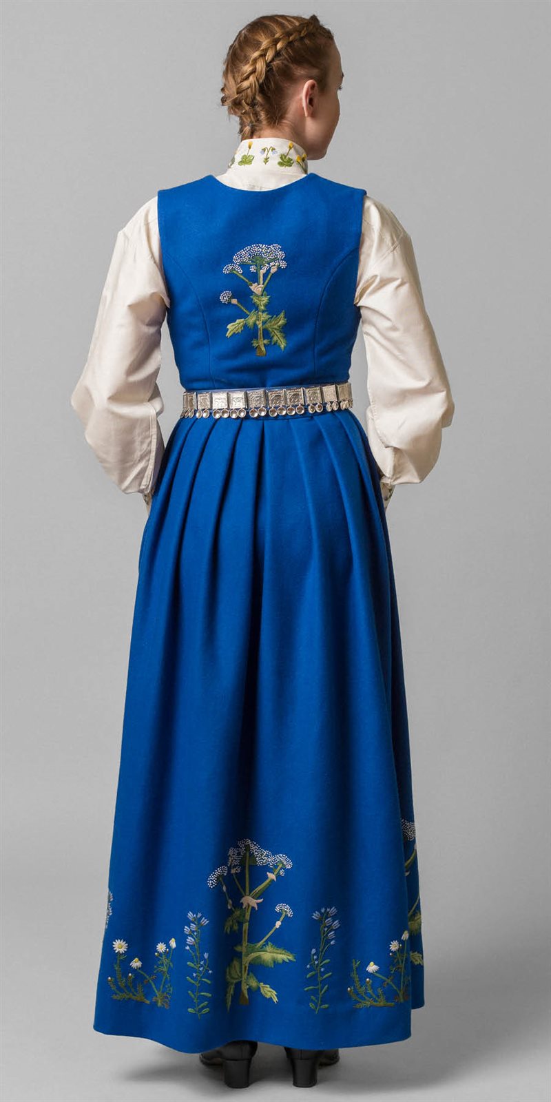 Tromsø festdrakt rygg - Tromsø festdrakt - Troms og Finnmark - Norsk ...