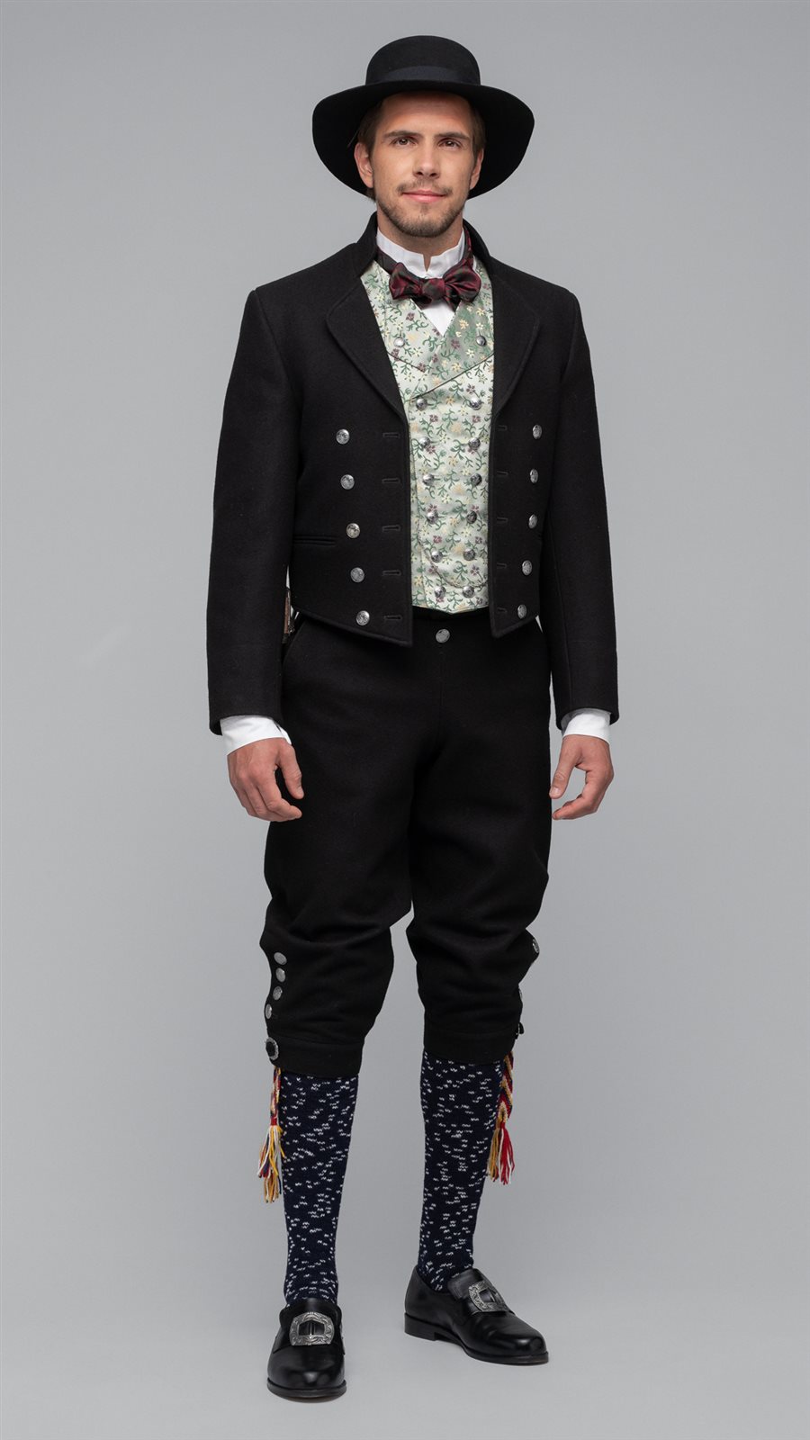 Mannsbunad for Troms og Nordland - Norsk Flid nettbutikk og bunader