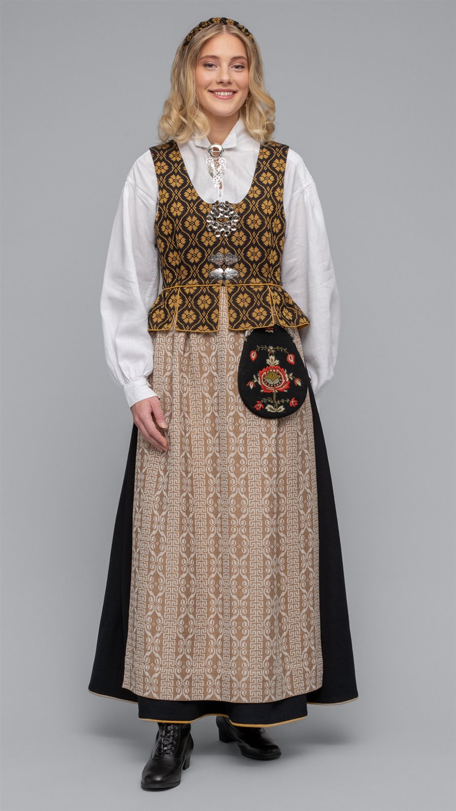 Vest rose med bølge - Sort Trønderbunad Gloria - Trøndelag - Norsk Flid ...