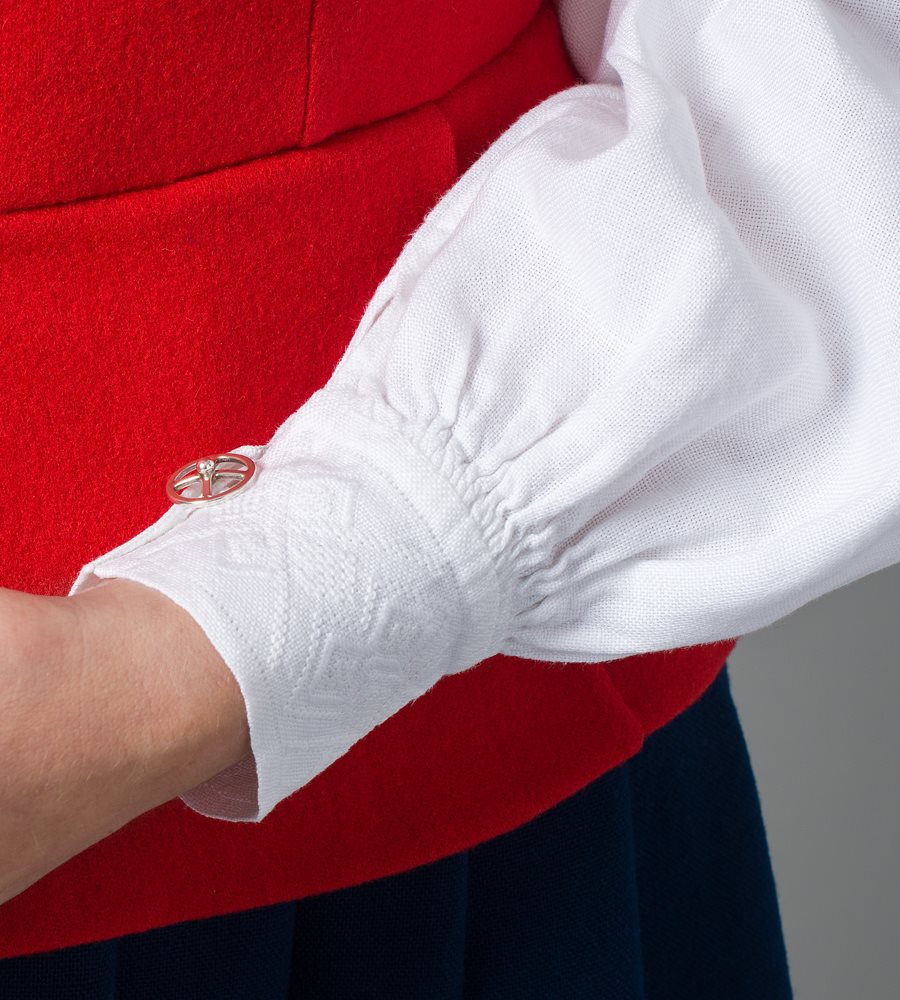 Finnmarksbunaden - Norsk Flid nettbutikk og bunader