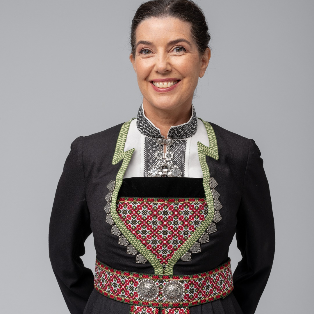 hardangerbunad vinter