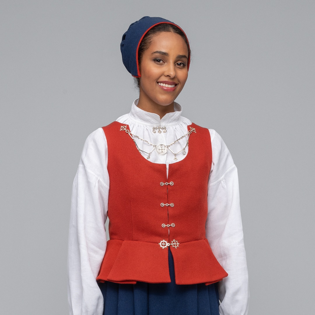 Finnmarksbunaden - Norsk Flid nettbutikk og bunader