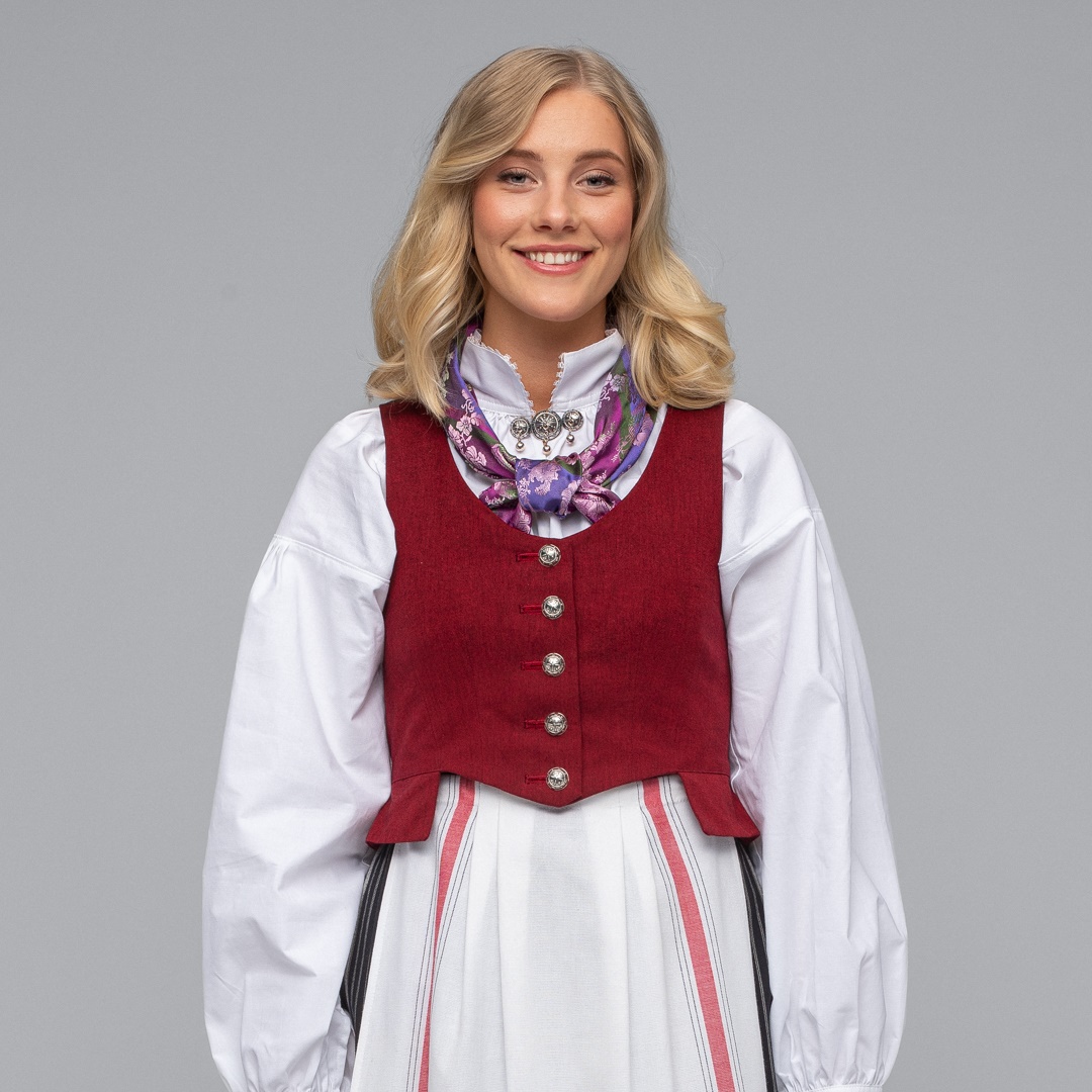 Troms sommerbunad - Troms og Finnmark - Alle bunader - Norsk Flid ...