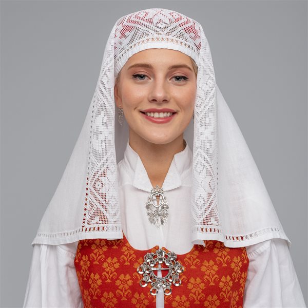 Skaut med valk til Trønderbunad - Norsk Flid nettbutikk og bunader