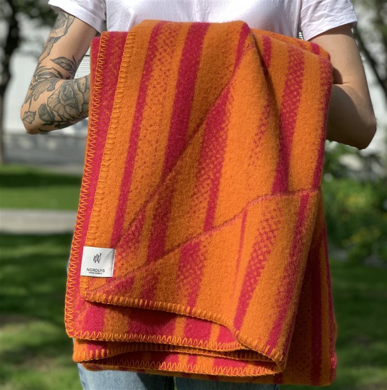 Nordlys pledd - Norsk Flid nettbutikk og bunader