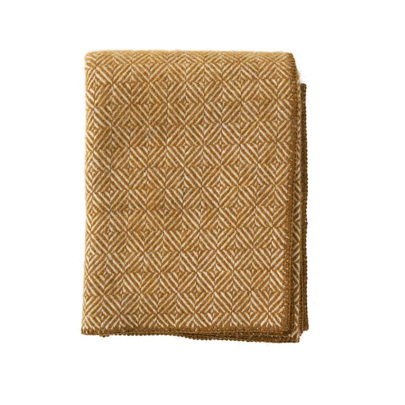 Pledd Diamonds - Norsk Flid nettbutikk og bunader