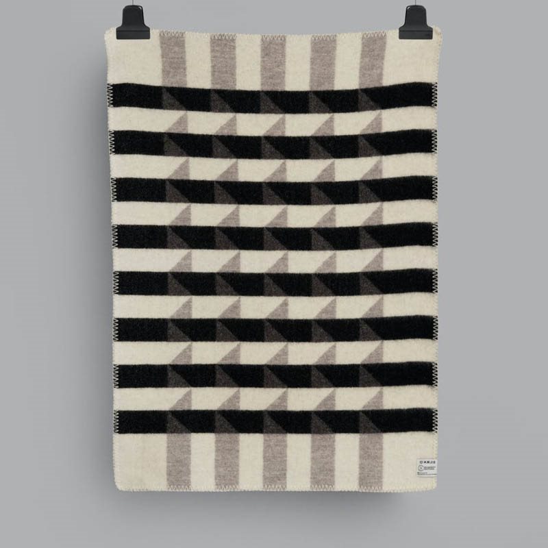 Kvam baby - Interiør - Norsk Flid nettbutikk og bunader