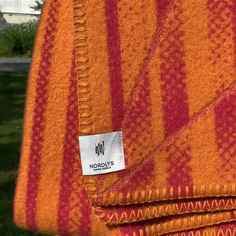 Nordlys pledd - Norsk Flid nettbutikk og bunader