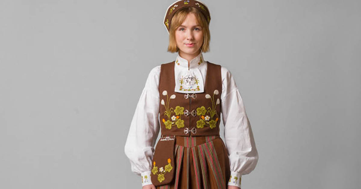 Senja festdrakt - Norsk Flid nettbutikk og bunader